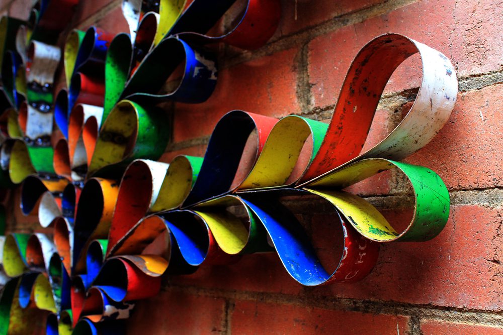 Recycled Art: Turning Trash Into Treasure - Tomorrow's World Today®