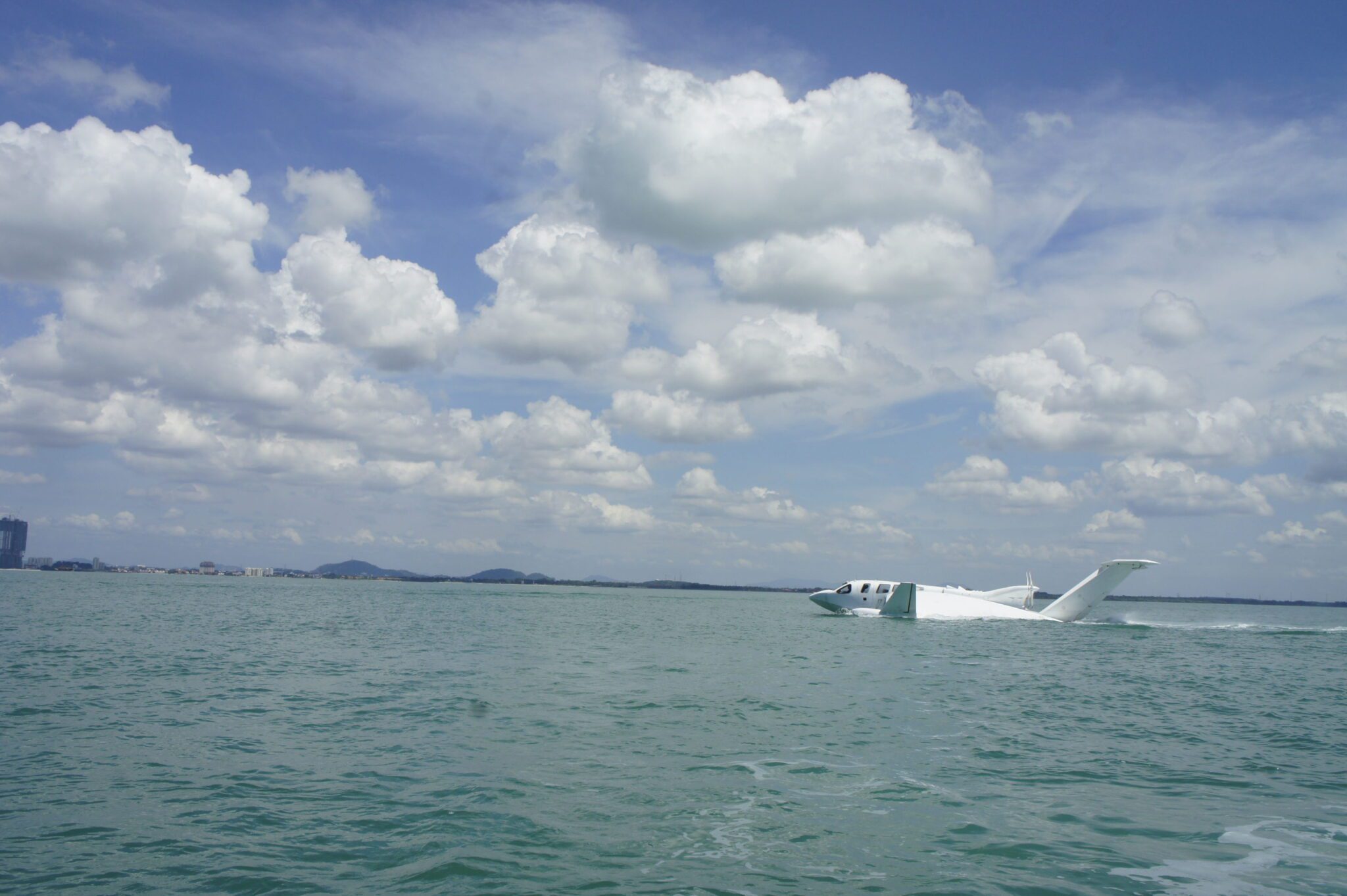 The AirFish 8: A Seabound Liftoff - Tomorrow's World Today®