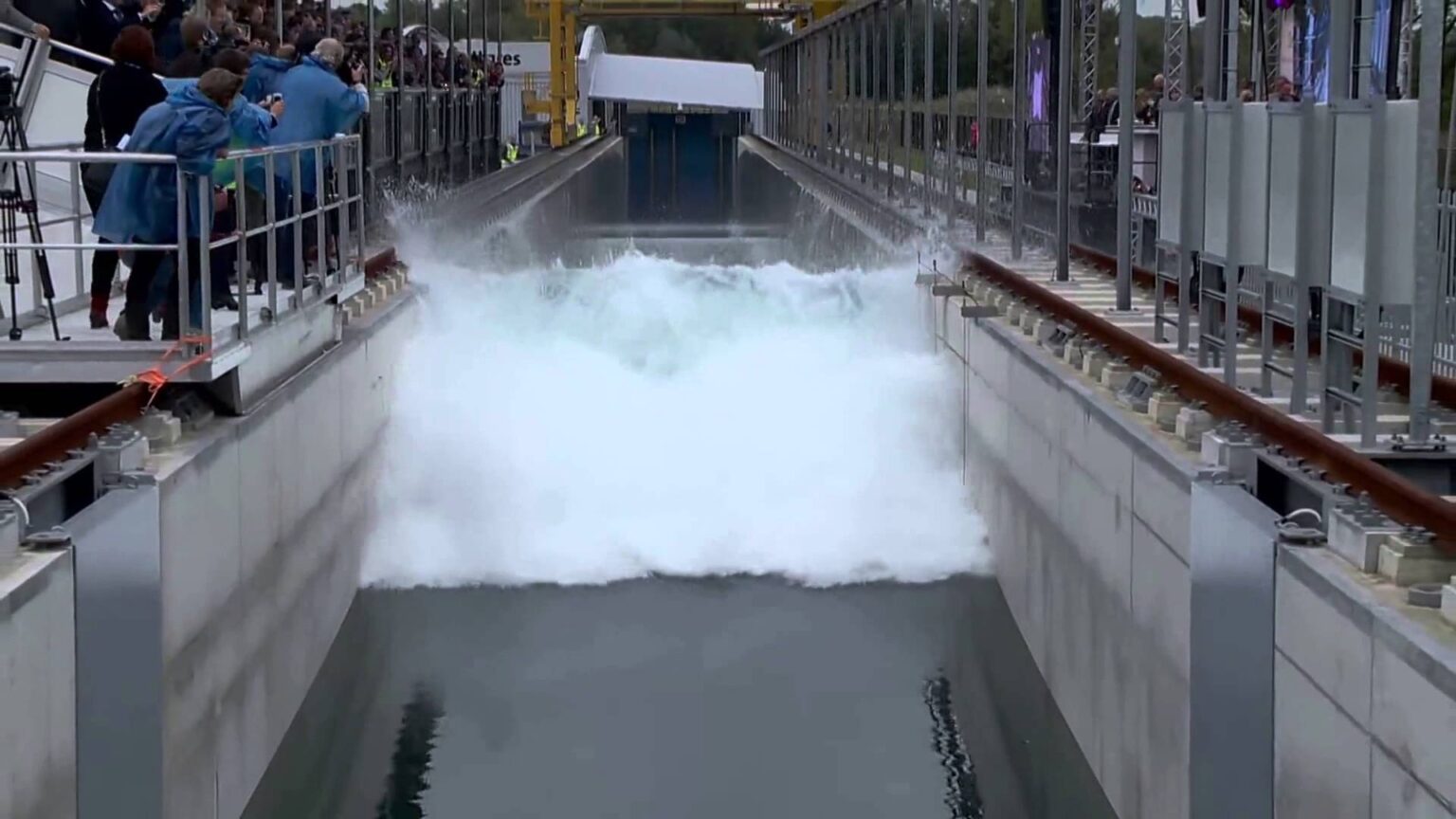 Fighting Floods... with Science! - Tomorrow's World Today®