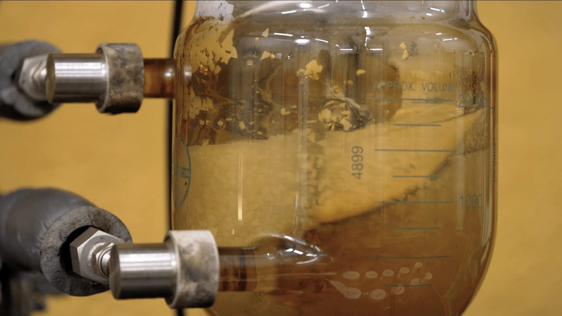 S3E09 - Manufacturing High Performance Lubricants - TOMORROW’S WORLD TODAY®