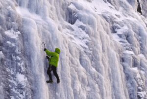 5 Frozen Waterfalls to Visit this Winter - Tomorrow's World Today®