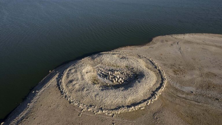 Low Water Levels Reveal Spanish Stonehenge - Tomorrow's World Today®