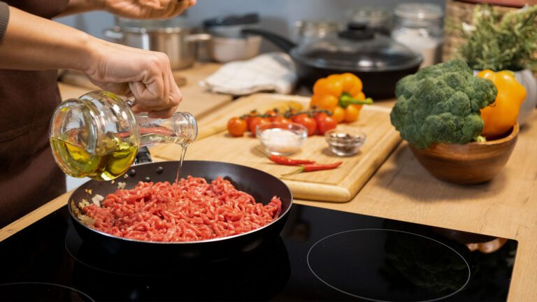 5 Ways To Be A More Sustainable and Energy-Efficient Cook - Tomorrow's ...