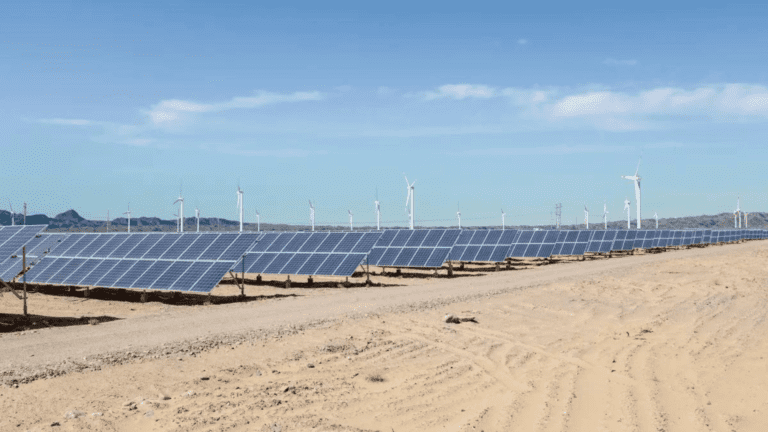 World's Largest Solar Power Plant Just Switched On - Tomorrow's World ...