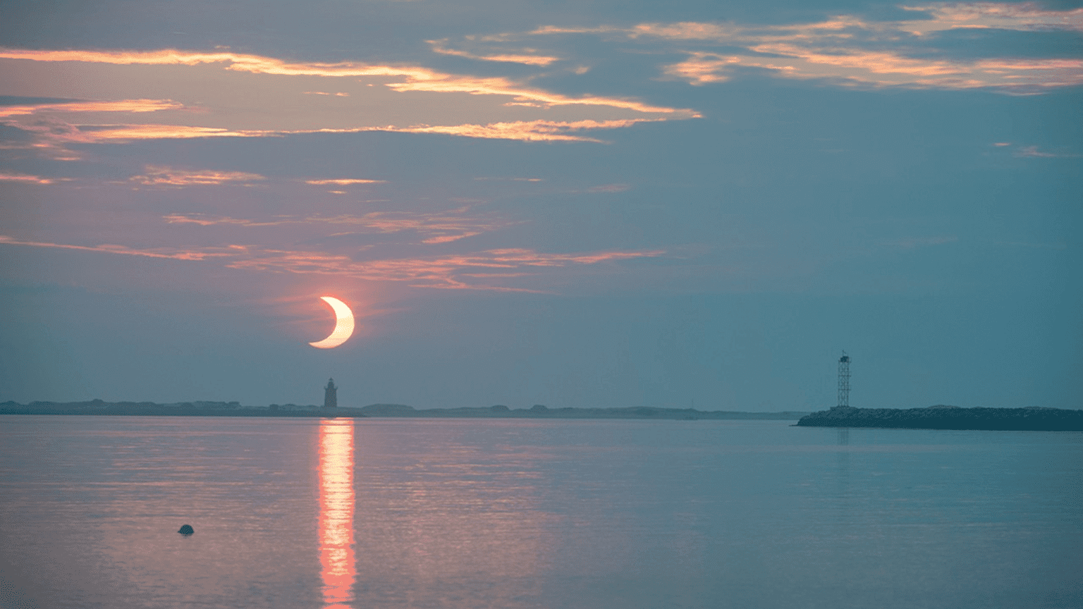 Partial Solar Eclipse Will be Visible in Parts of U.S. This Weekend ...