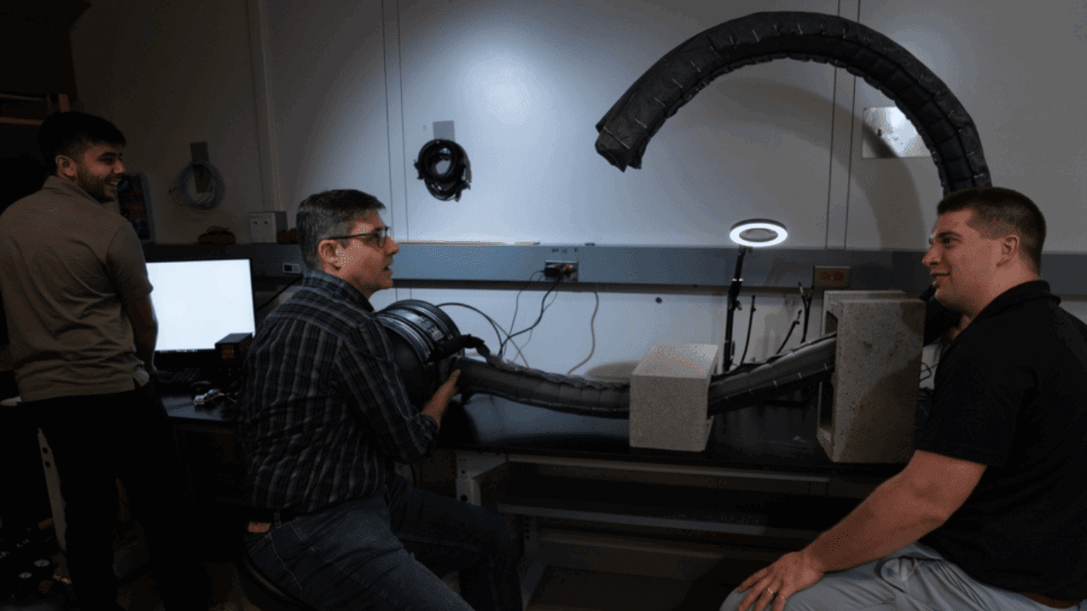 Researchers Develop "Flexible" Robot For Search & Rescue - Tomorrow's ...