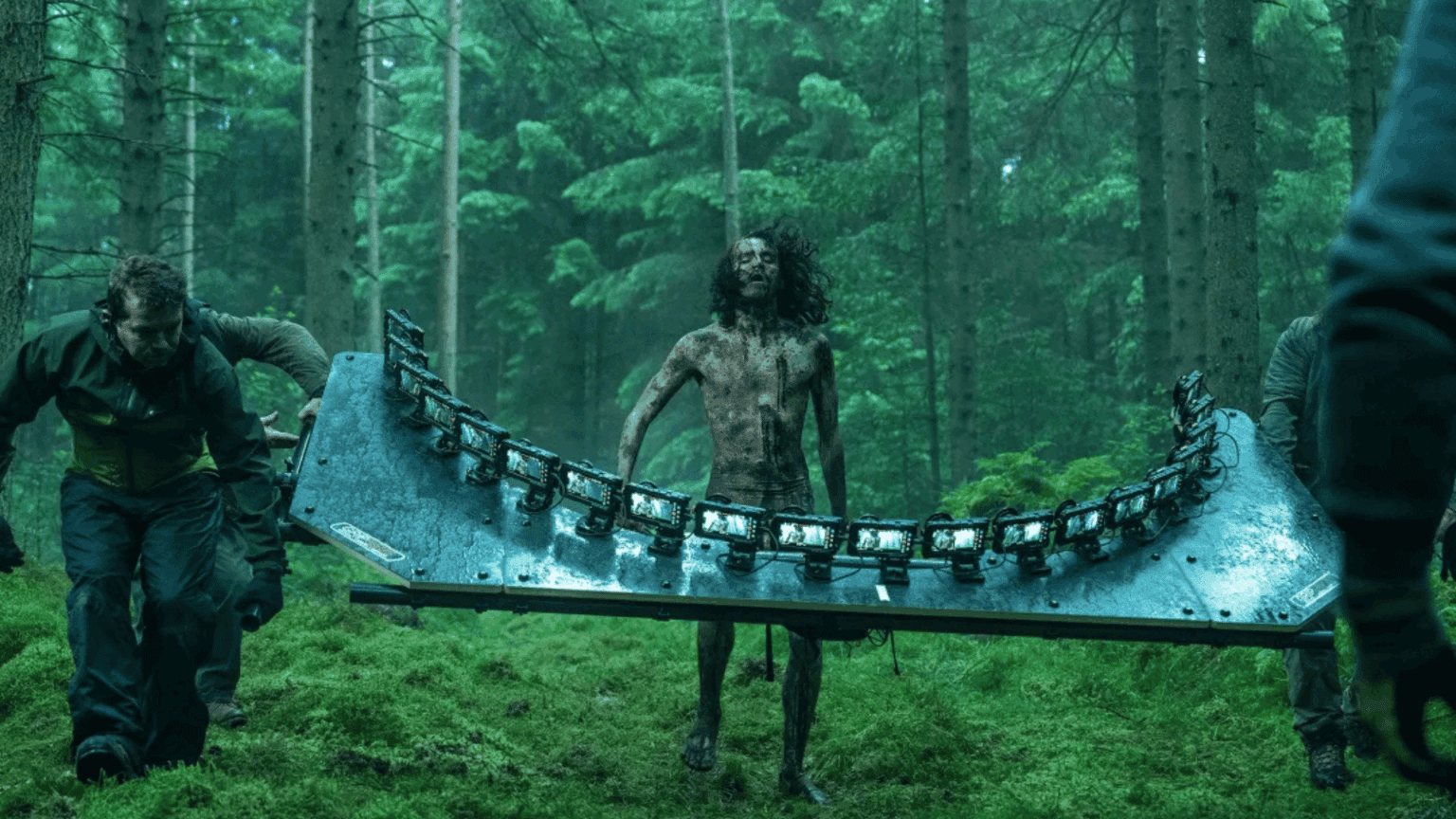 '28 Years Later' Film Used 20-Camera iPhone Rig to Shoot One Scene ...