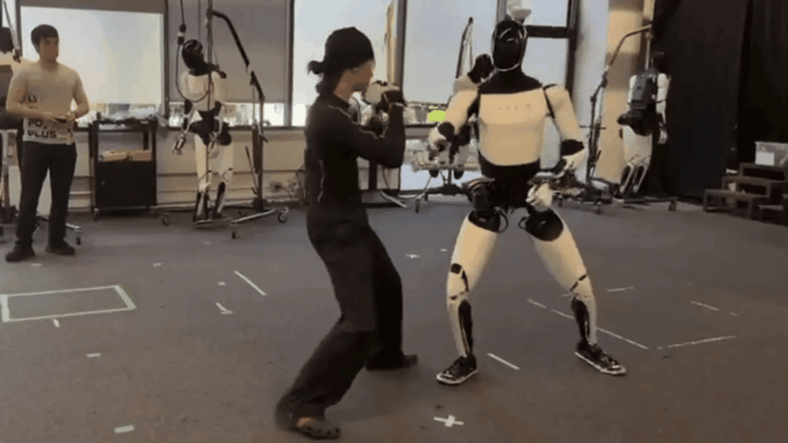 WATCH: Tesla’s Optimus Humanoid Robot Perform Kung Fu Moves - Tomorrow ...